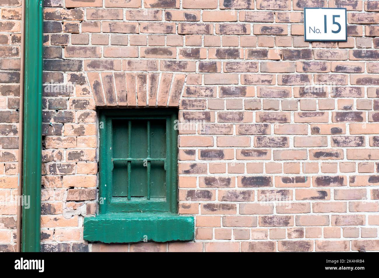 Toronto bars hi-res stock photography and images - Alamy