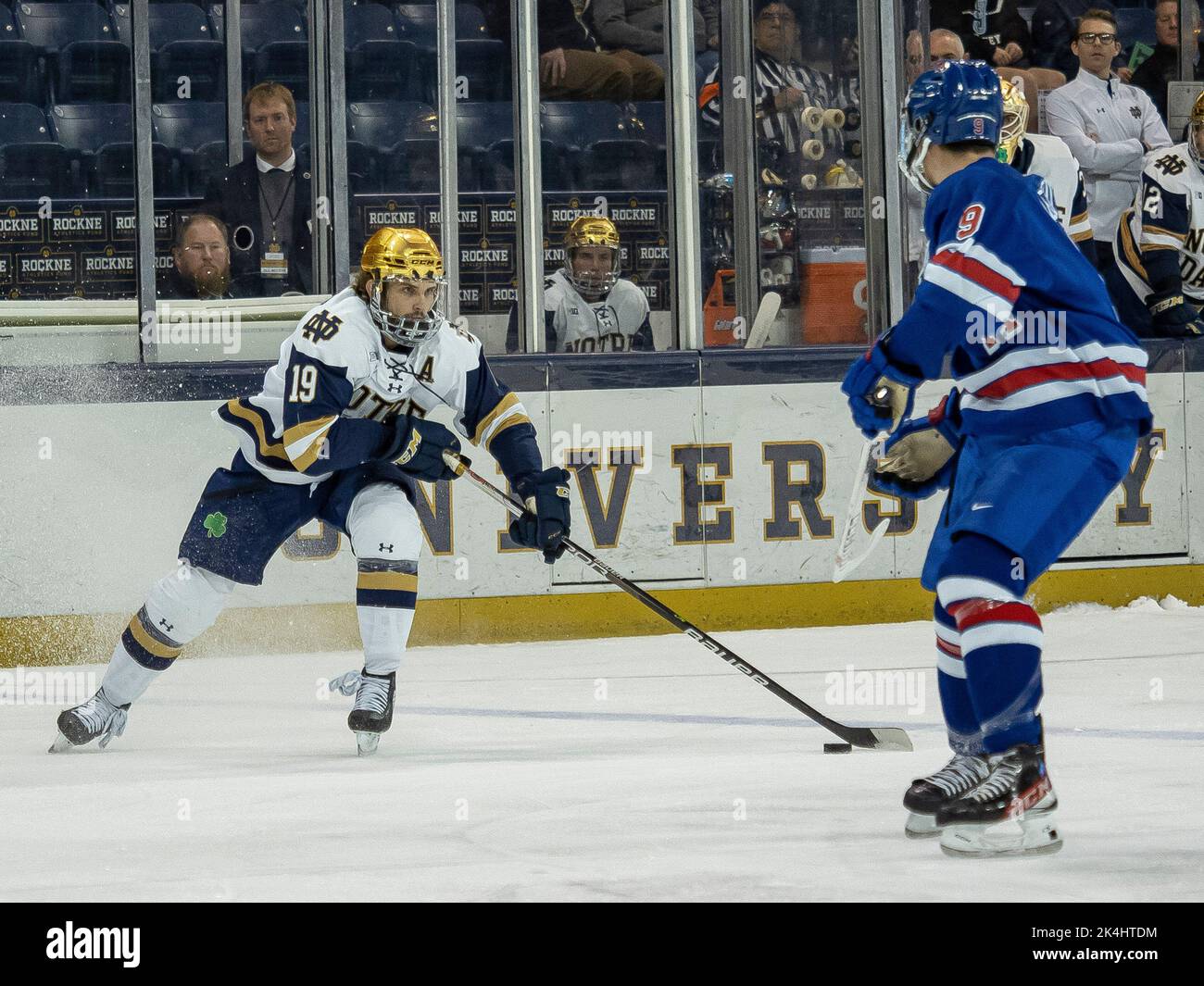 SOUTH BEND, IN - OCTOBER 02: Notre Dame Fighting Irish forward Landon ...