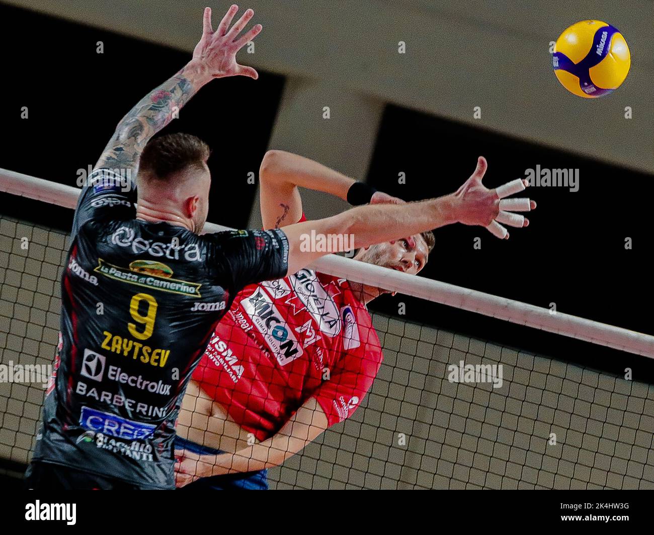 PalaMazzola, Taranto, Italy, October 01, 2022, Eric Loeppky (Gioiella ...