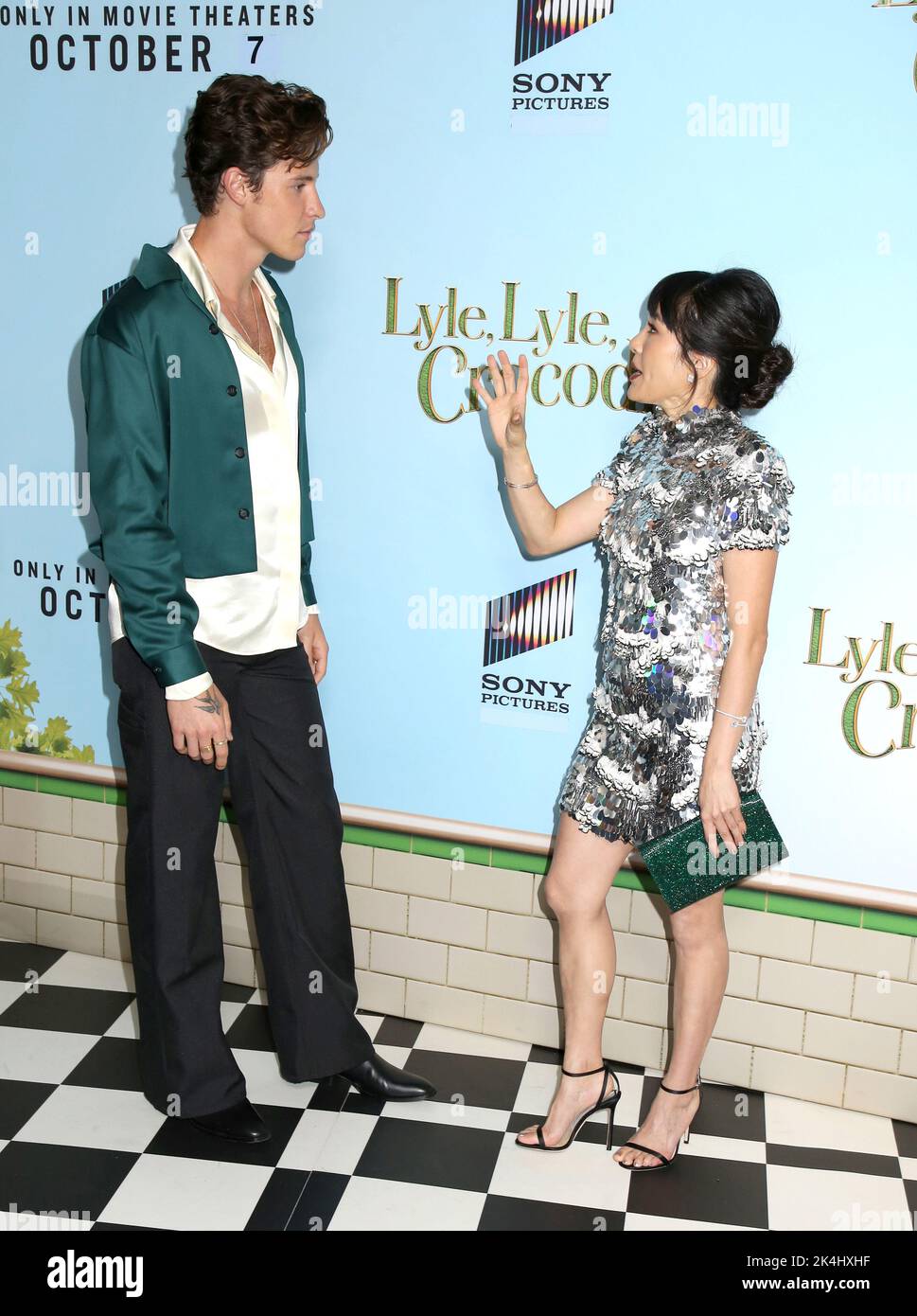 New York City, USA. 02nd Oct, 2022. Constance Wu and Shawn Mendes ...