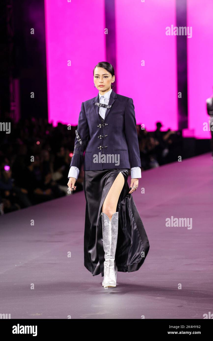 Tamara Dai walks the runway of the Le Défilé L'Oréal during Paris ...