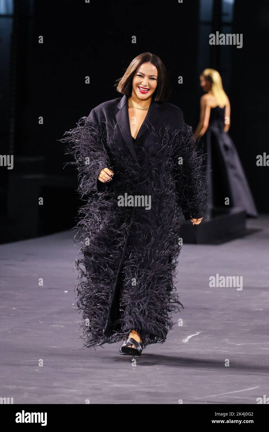 Militza Yovanka walks the runway of the Le Défilé L'Oréal during Paris ...