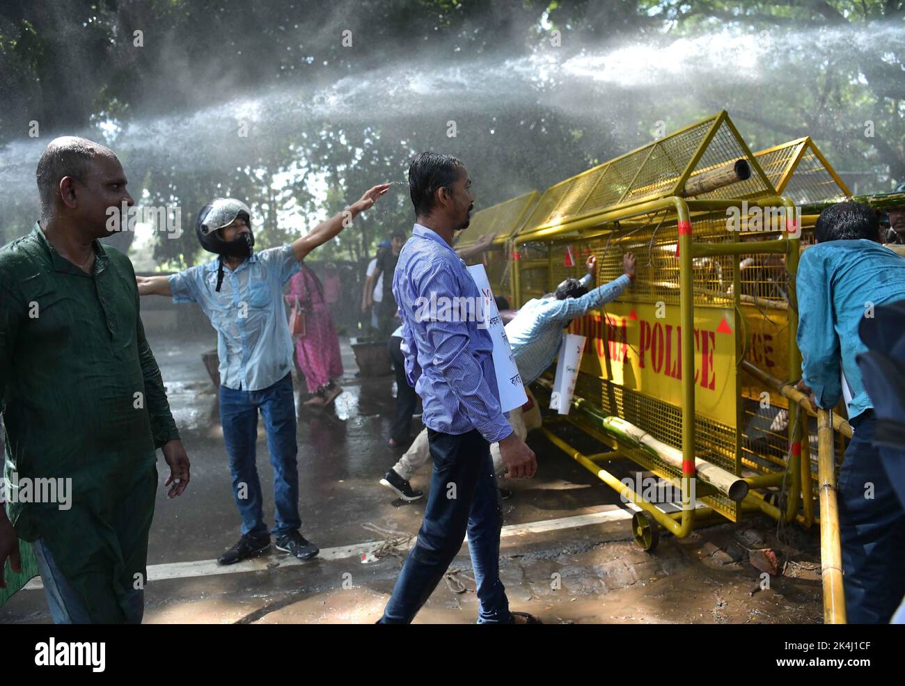 Indian people protest hi-res stock photography and images - Alamy