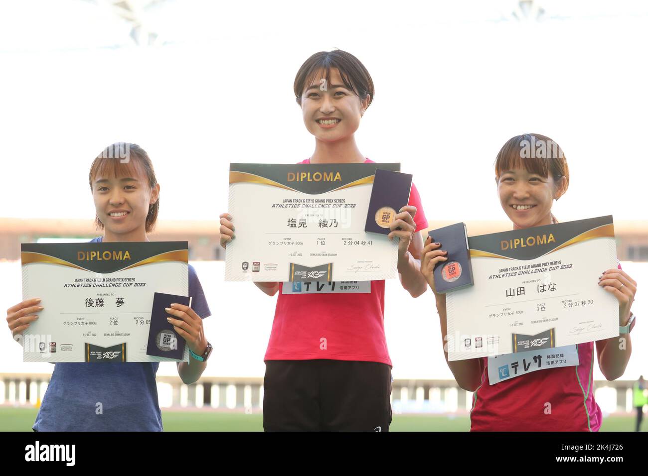 Denka Big Swan Stadium, Niigata, Japan. 1st Oct, 2022. (L to R) Yume ...