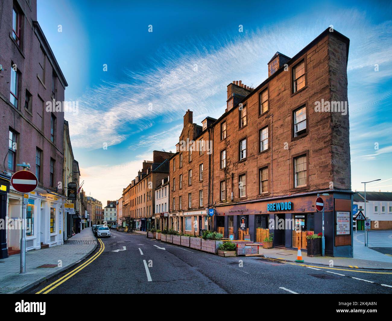 Perth and kinross city centre hi-res stock photography and images - Alamy