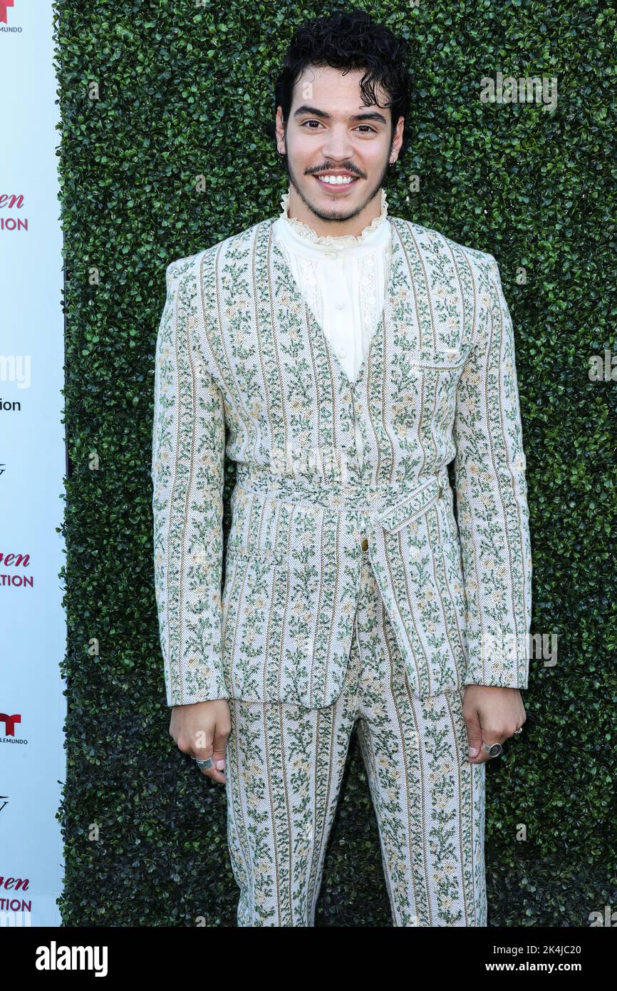 LOS ANGELES, CALIFORNIA, USA - OCTOBER 02: American actor Aaron ...