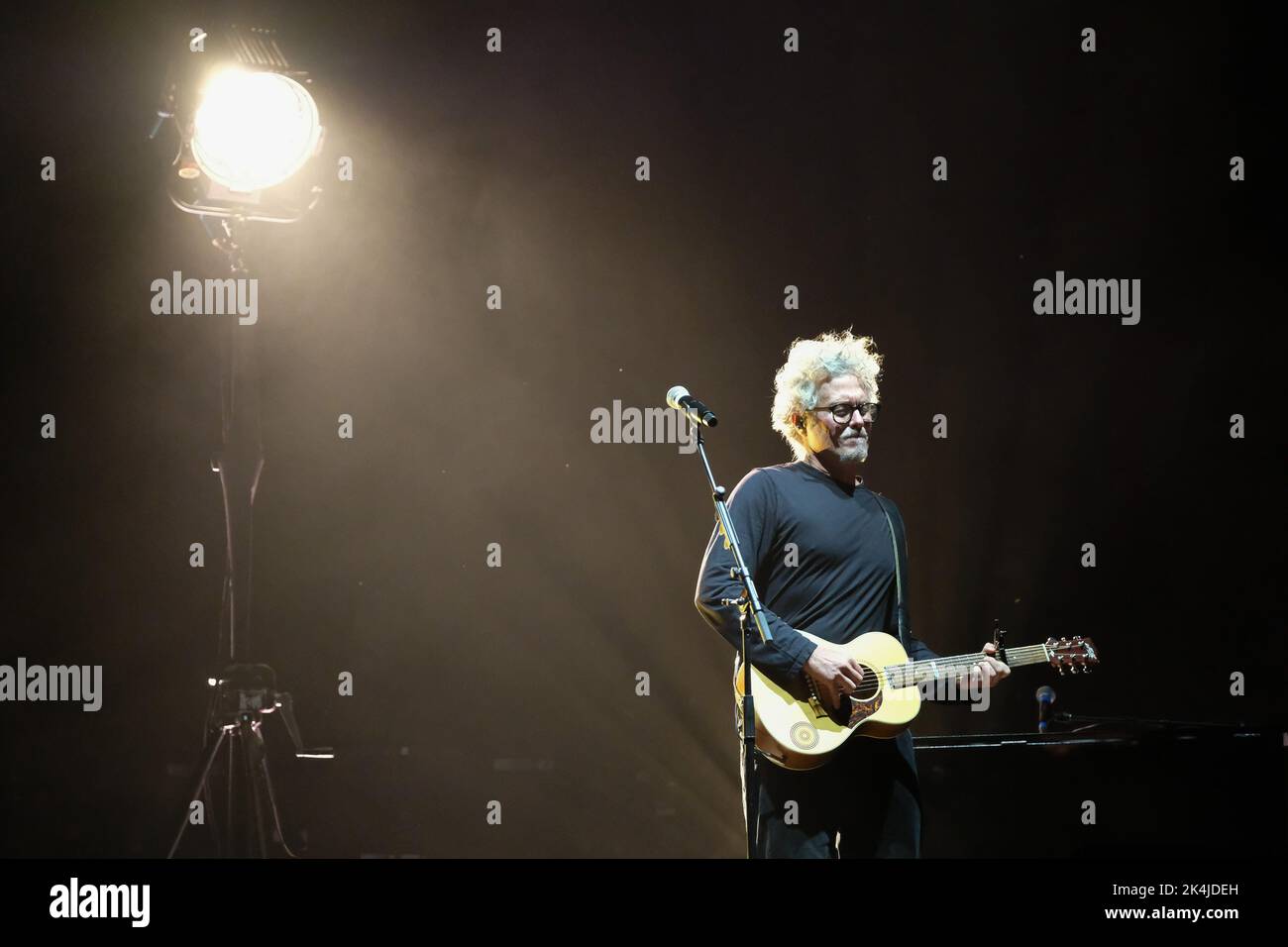 Arena di Verona, Verona, Italy, October 02, 2022, Niccolo Fabi during ...