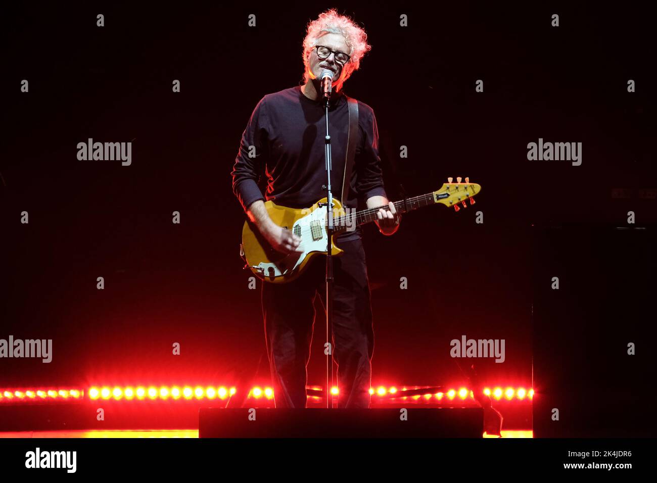 Arena di Verona, Verona, Italy, October 02, 2022, Niccolo Fabi during ...