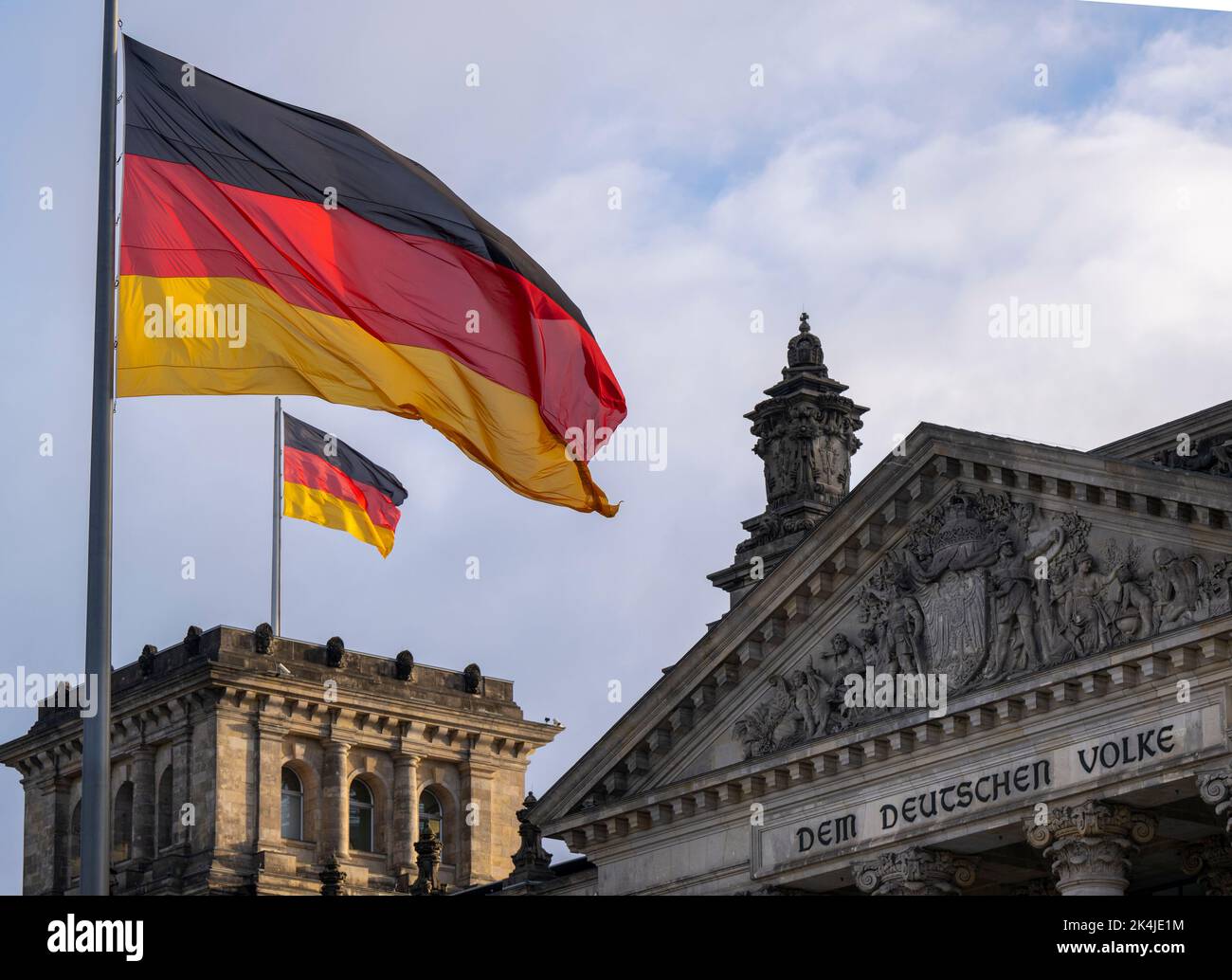 Berlin, Germany. 03rd Oct, 2022. The German flags on the Reichstag ...