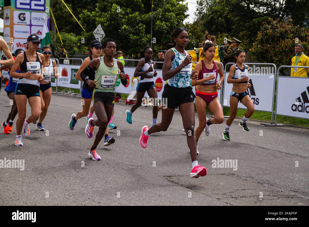 Women elite group including Angela Tanui and Nazret Weldu start the 21k ...