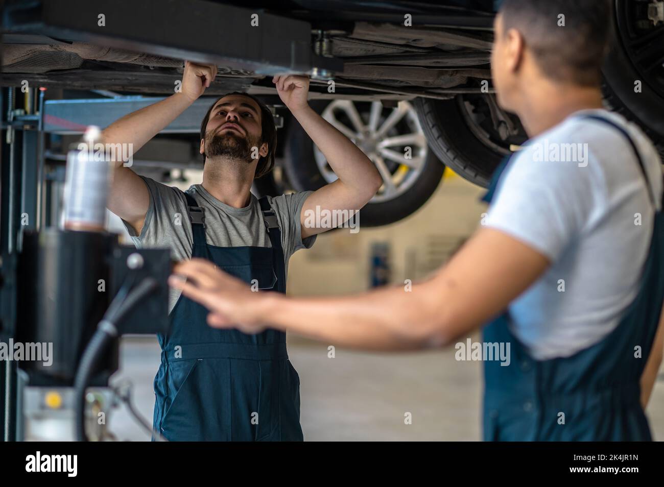 Maintenance inspection inspecting hi-res stock photography and images - Alamy