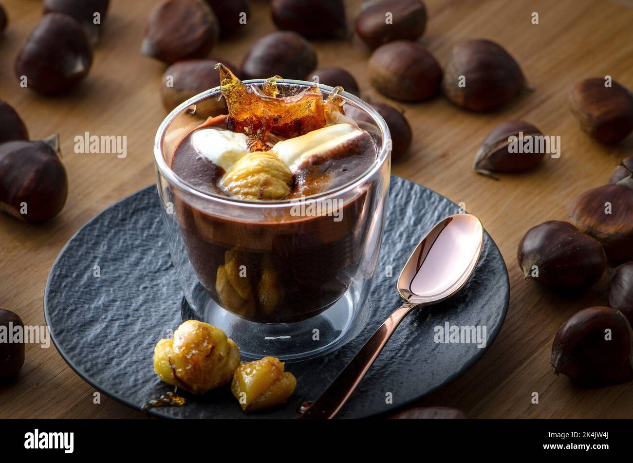 Chestnut treat hi-res stock photography and images - Alamy