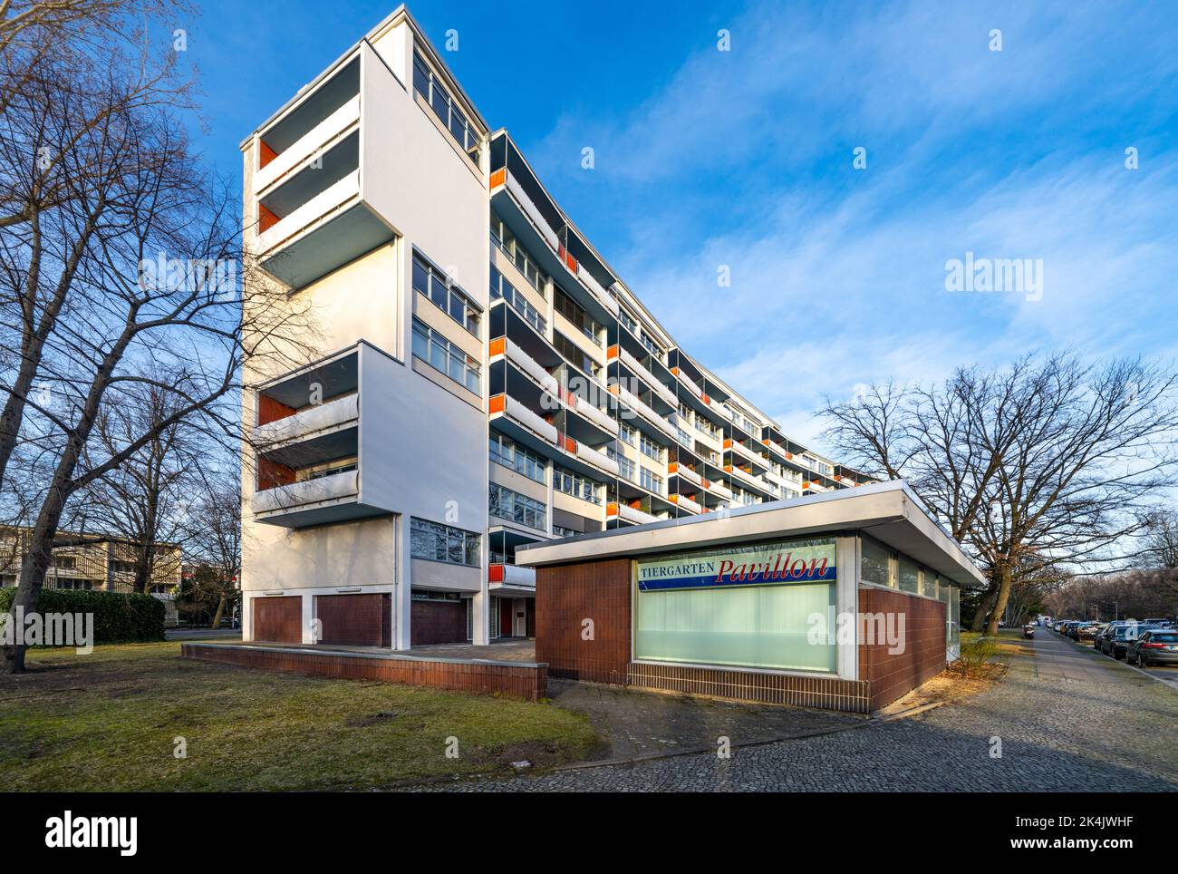 Hansaviertel in Berlin, apartment building by Walter Gropius, 1957 ...