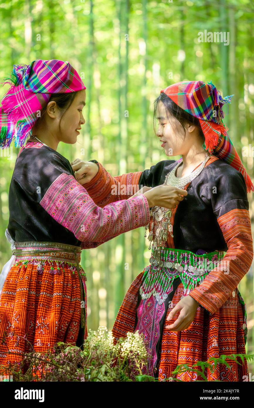 People H'mong ethnic minority with colorful costume dress walking in ...