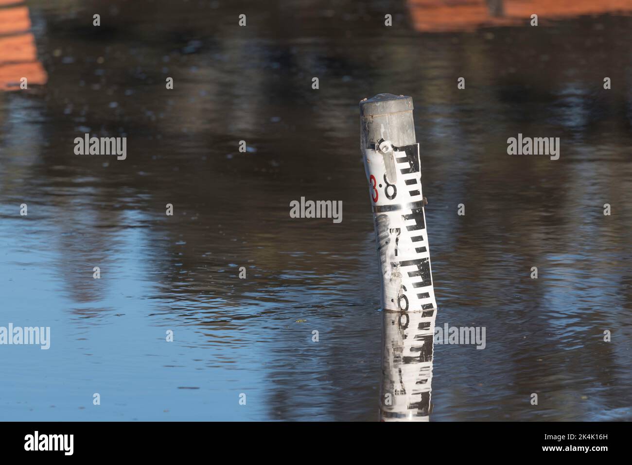 September 28, 2022 Nyngan, NSW, Australia: The Bogan River in flood has ...