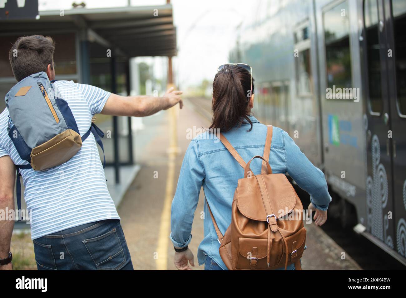 Person run on the platform hi-res stock photography and images - Alamy