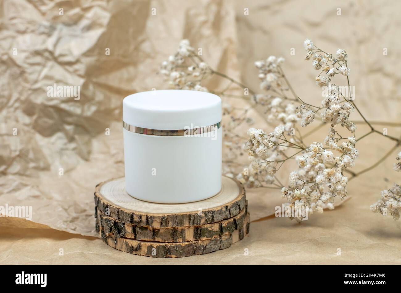 Moisturizing cream white packaging mockup. Closed white jar of body ...