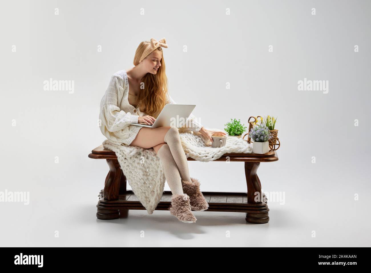 Cute girl laptop cartoon character hi-res stock photography and images ...