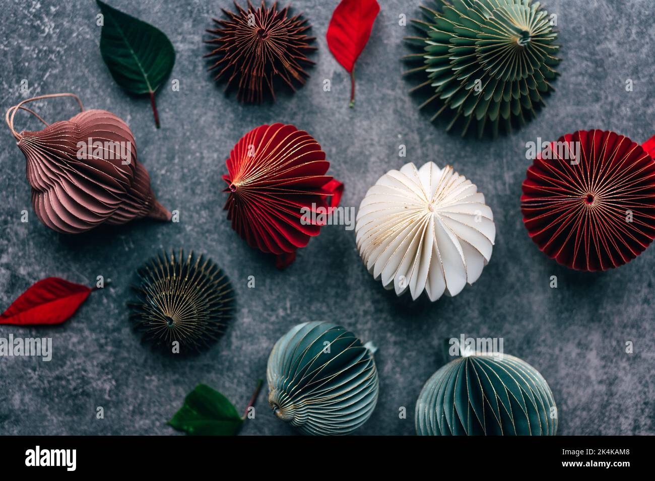 Trendy paper Christmas tree baubles Stock Photo - Alamy