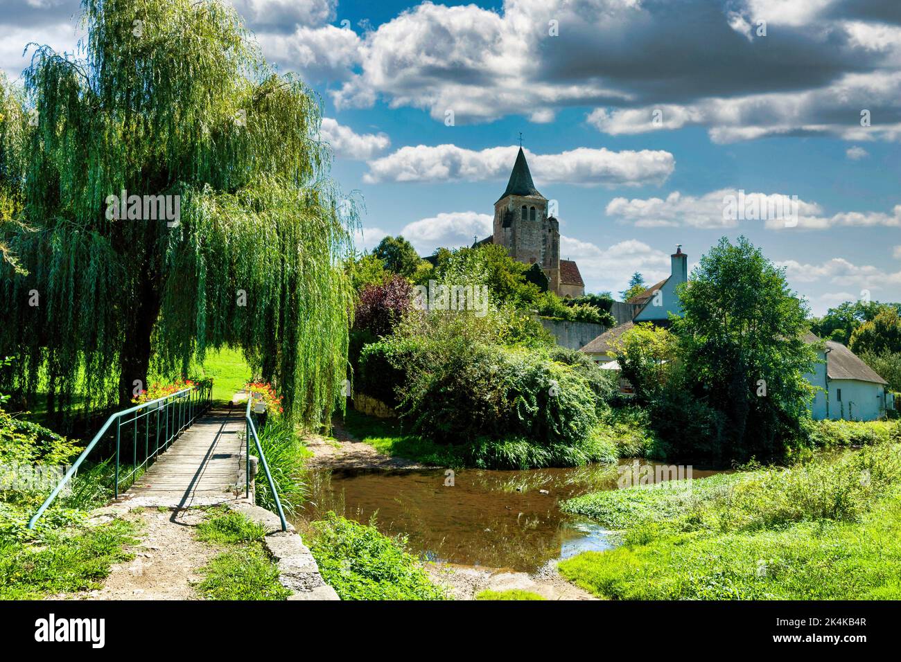 Land of troncais hi-res stock photography and images - Alamy