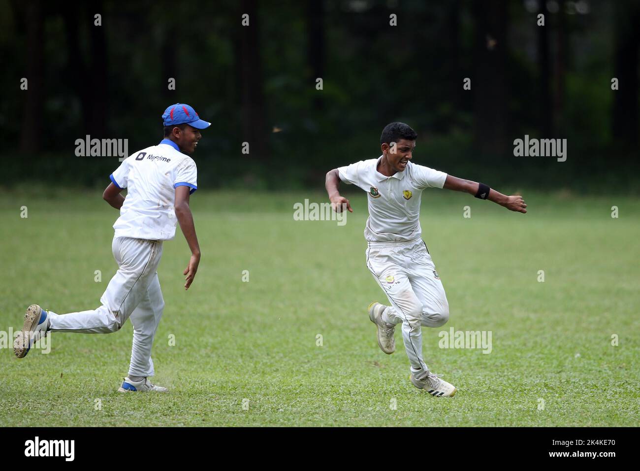 Prime Bank National School Cricket Tournament 2021-22 match between ...