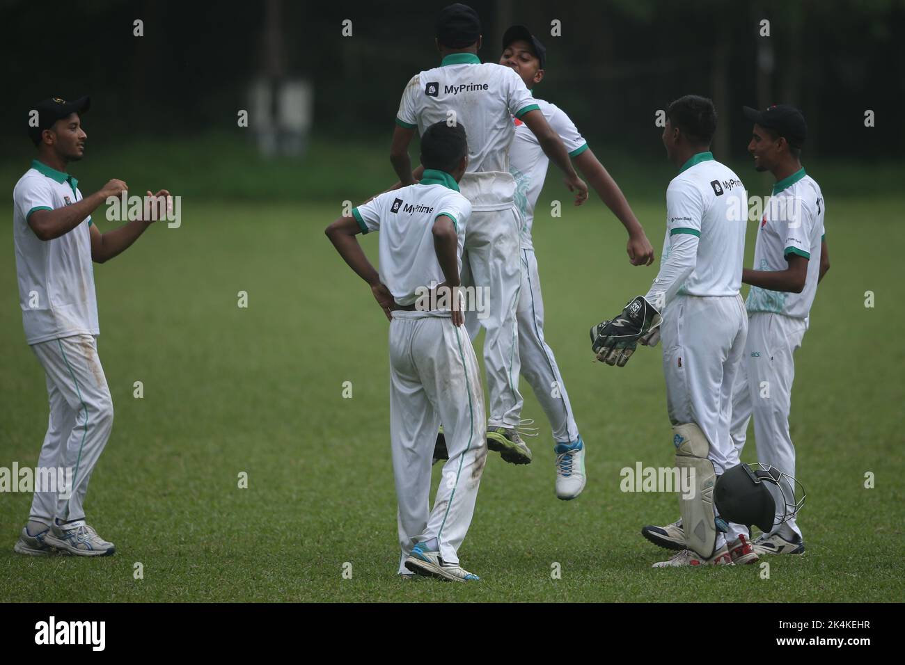 Prime Bank National School Cricket Tournament 2021-22 match between ...