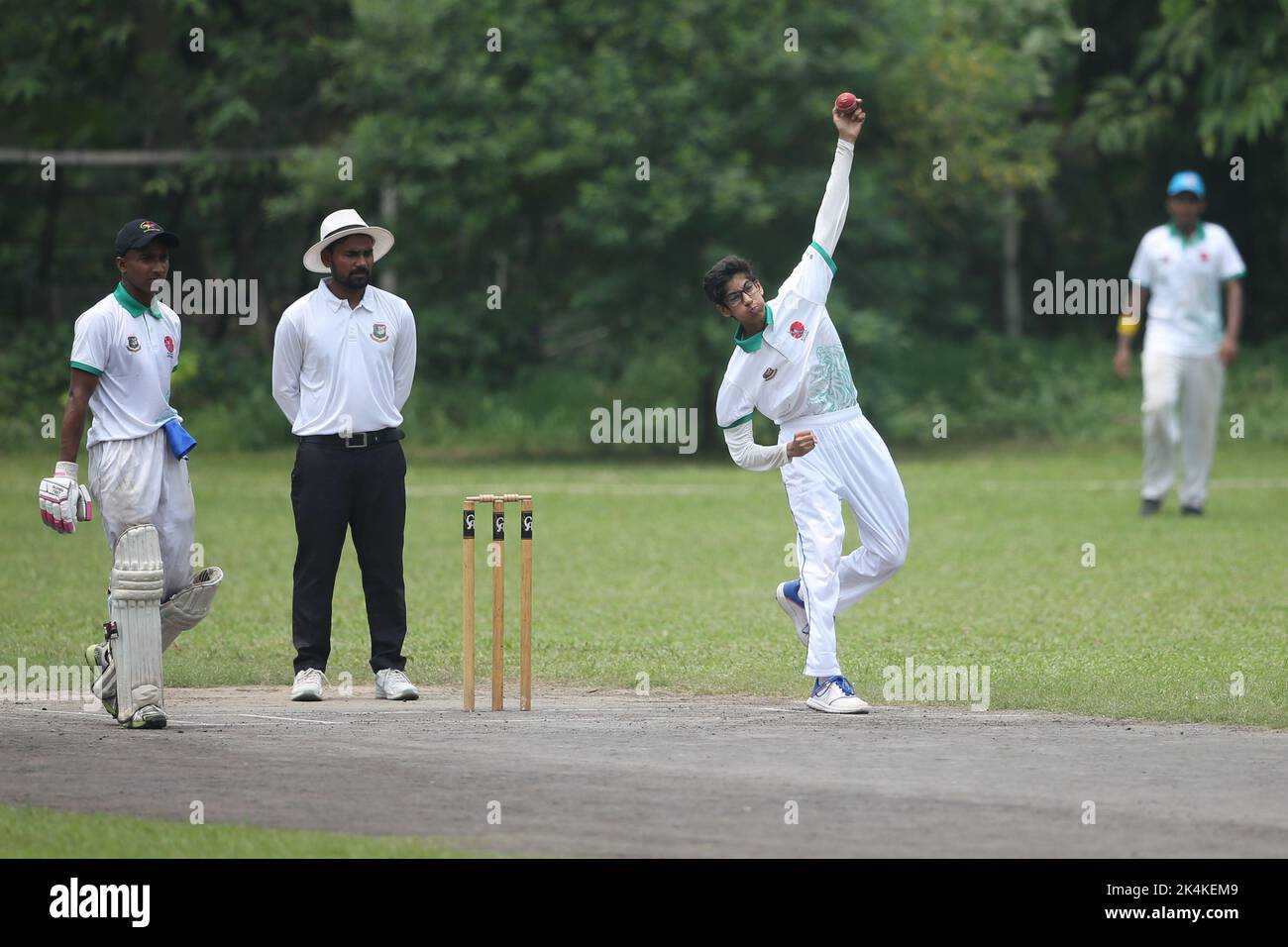 Prime Bank National School Cricket Tournament 2021-22 match between ...