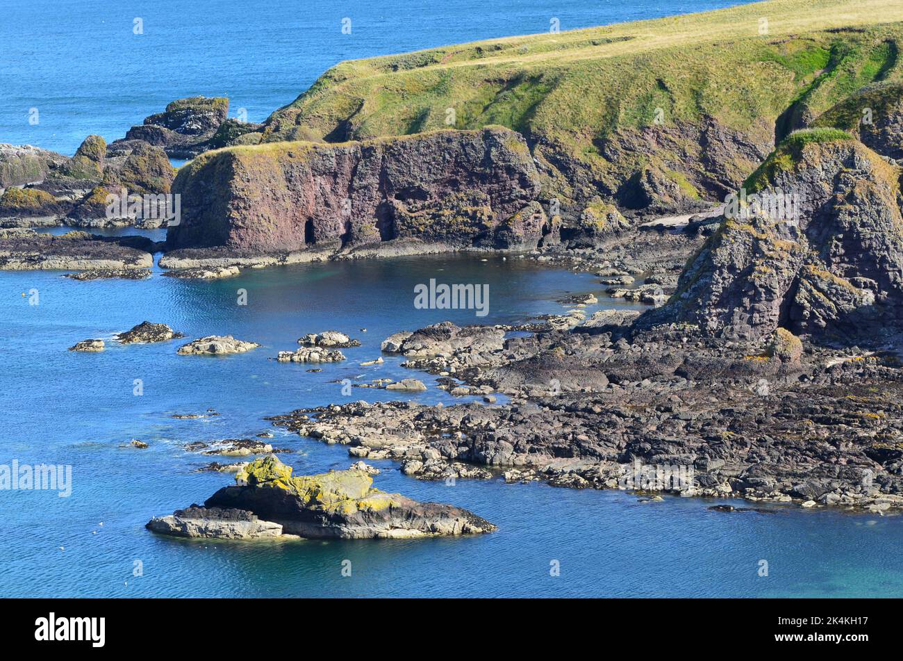 Sea cliffs along the coastal path for Dunottar Castle, Stonehaven ...