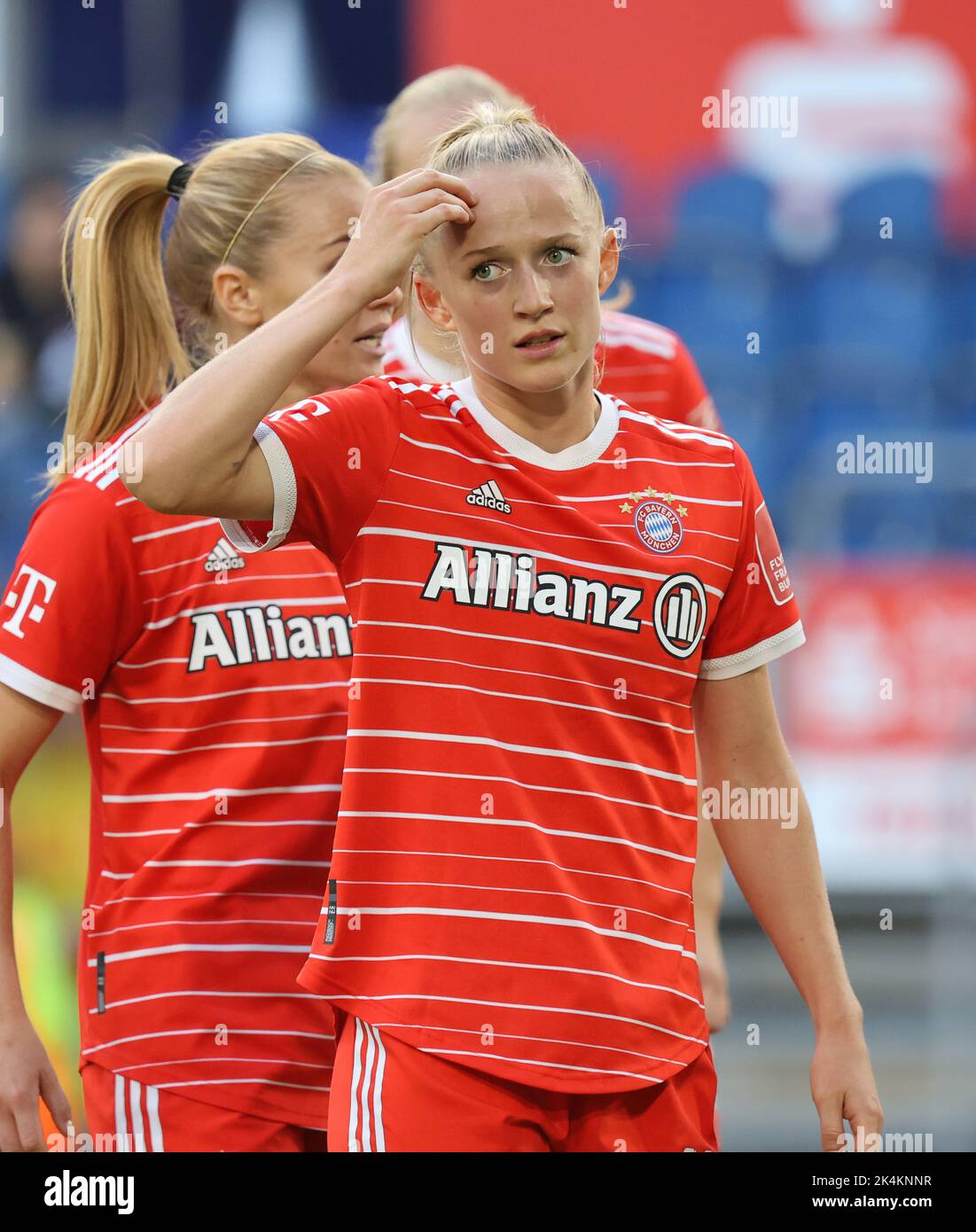 Duisburg, Germany. 02nd Oct, 2022. Flyeralarm Frauen Bundesliga ...