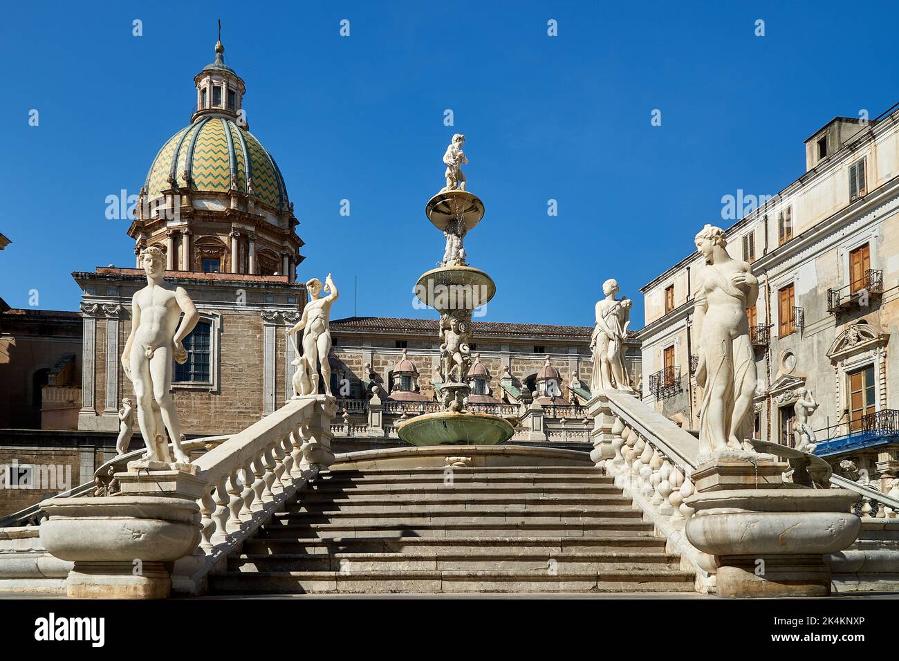 Fontana delle vergogne hi-res stock photography and images - Alamy