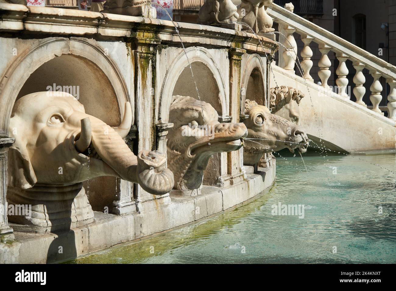 Fontana delle vergogne hi-res stock photography and images - Alamy