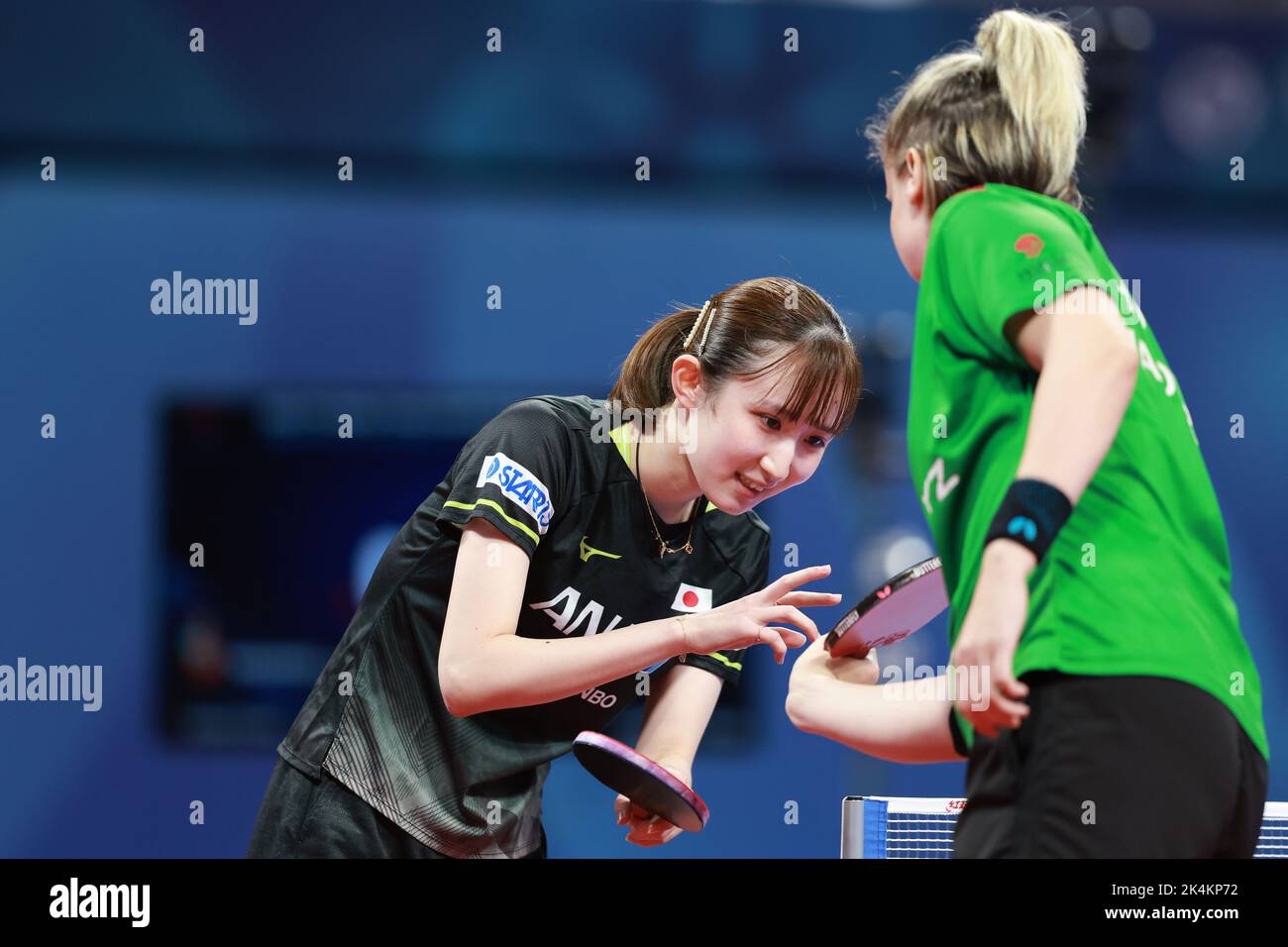 Chengdu, China's Sichuan Province. 3rd Oct, 2022. Hayata Hina (L) of ...