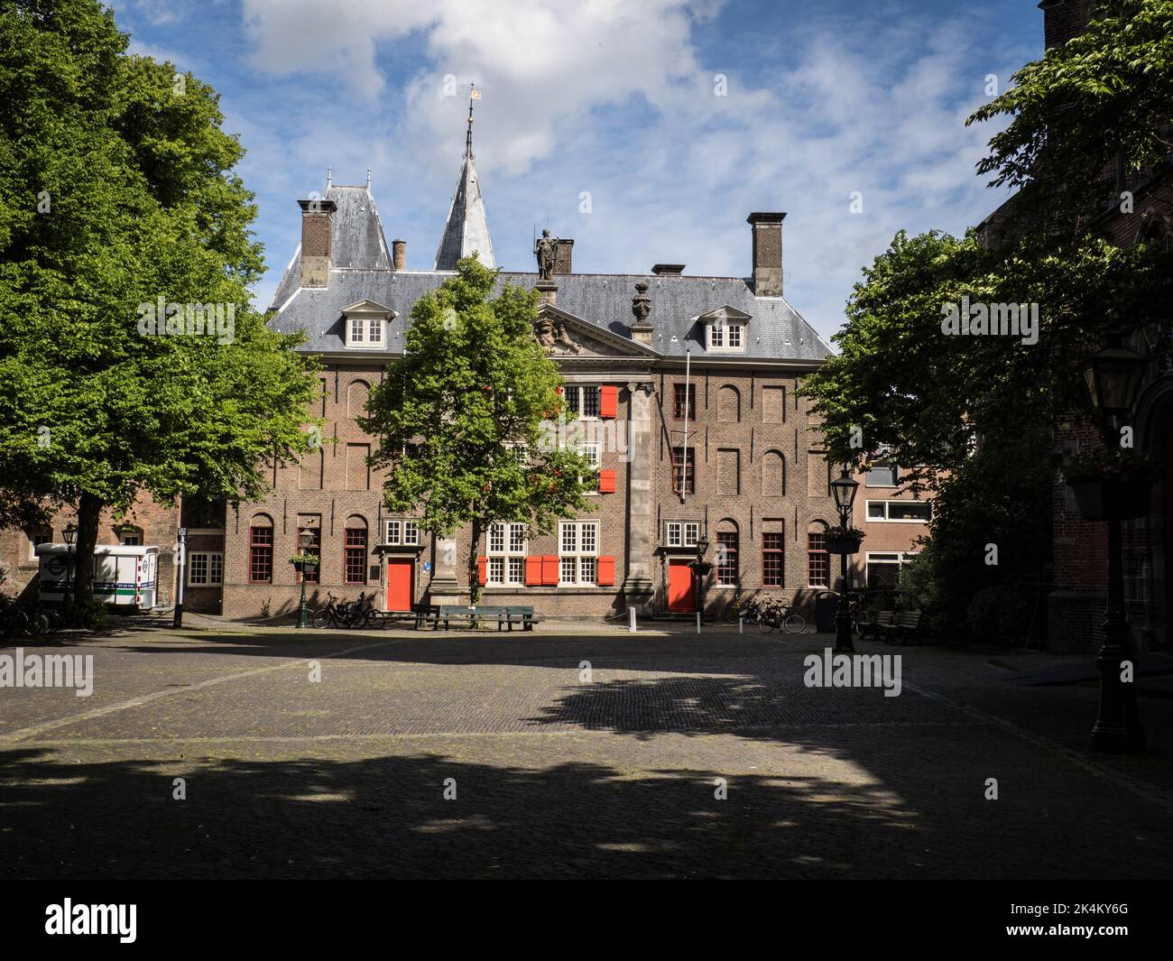 Leiden university hi-res stock photography and images - Alamy