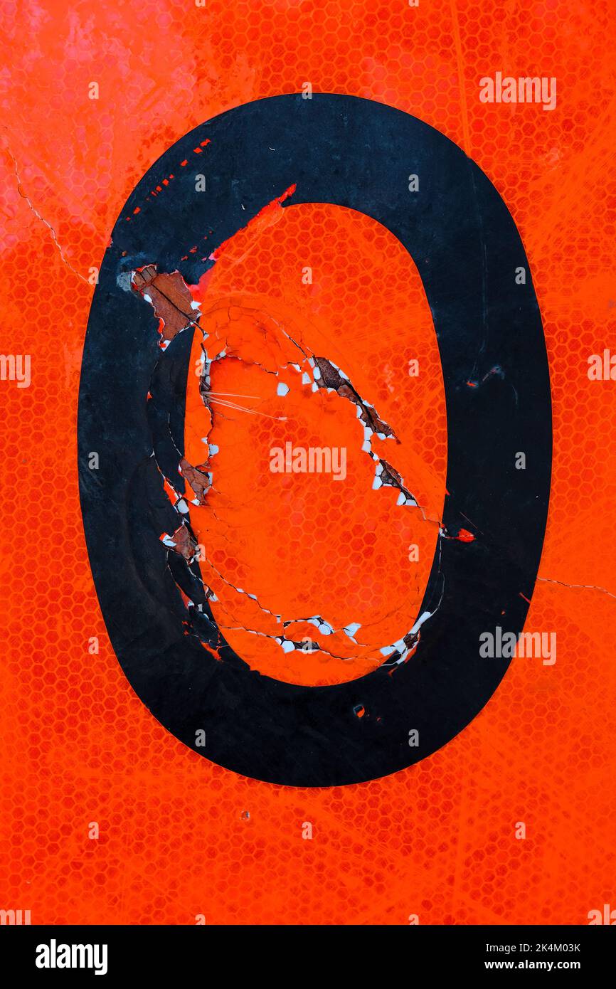 Grunge letter O or number 0 on sign with cracks texture Stock Photo - Alamy