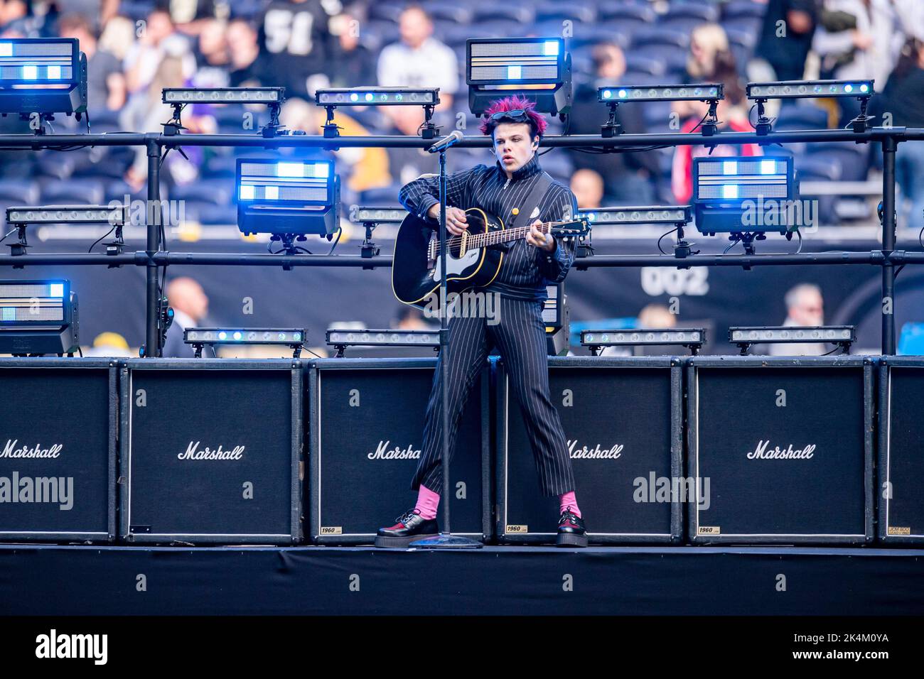 LONDON, UNITED KINGDOM. 02th, Oct 2022. Singer Dominic Richard Harrison ...