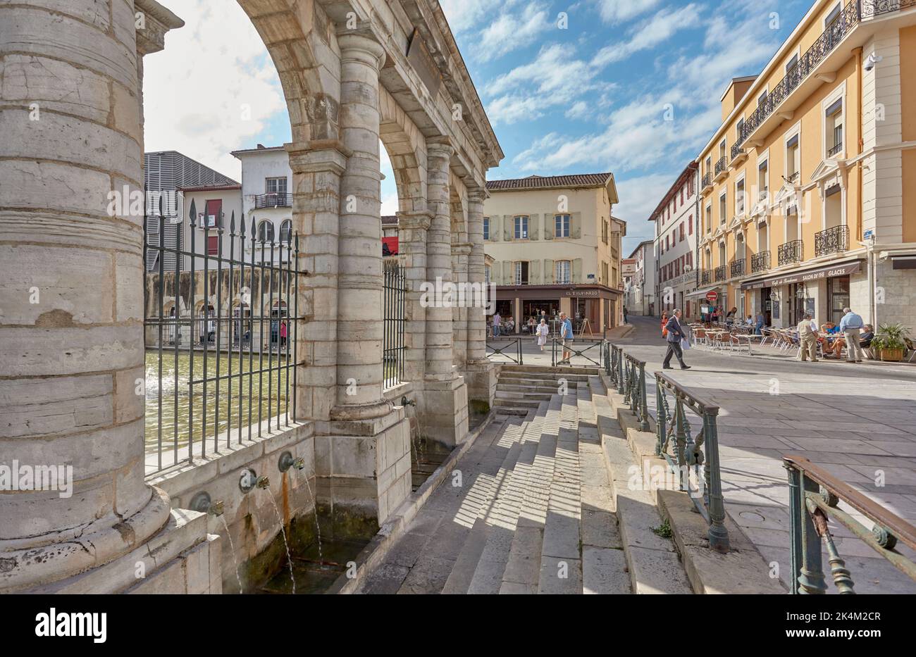 Dax and france hi-res stock photography and images - Alamy