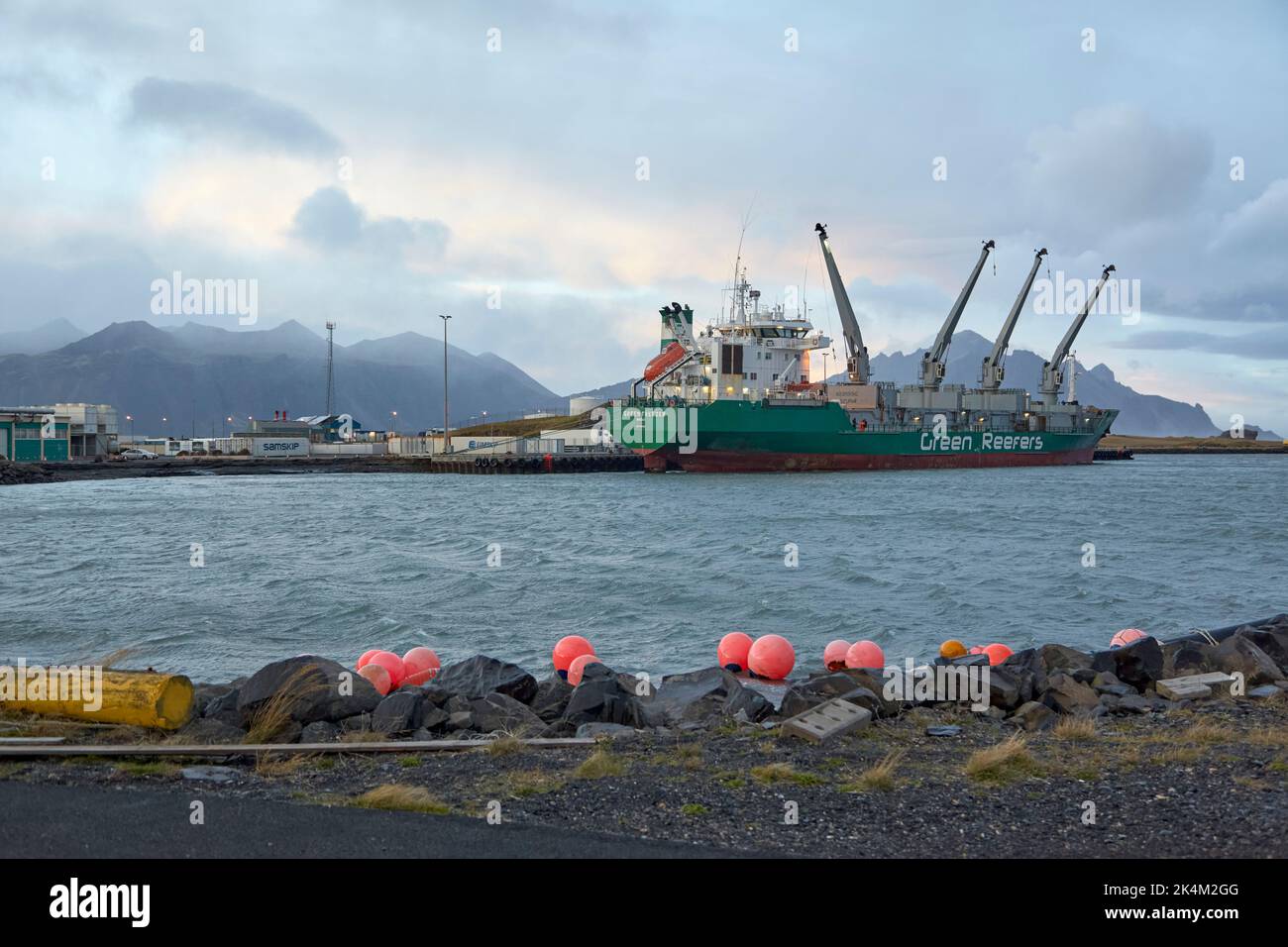 Reefer ship hi-res stock photography and images - Alamy
