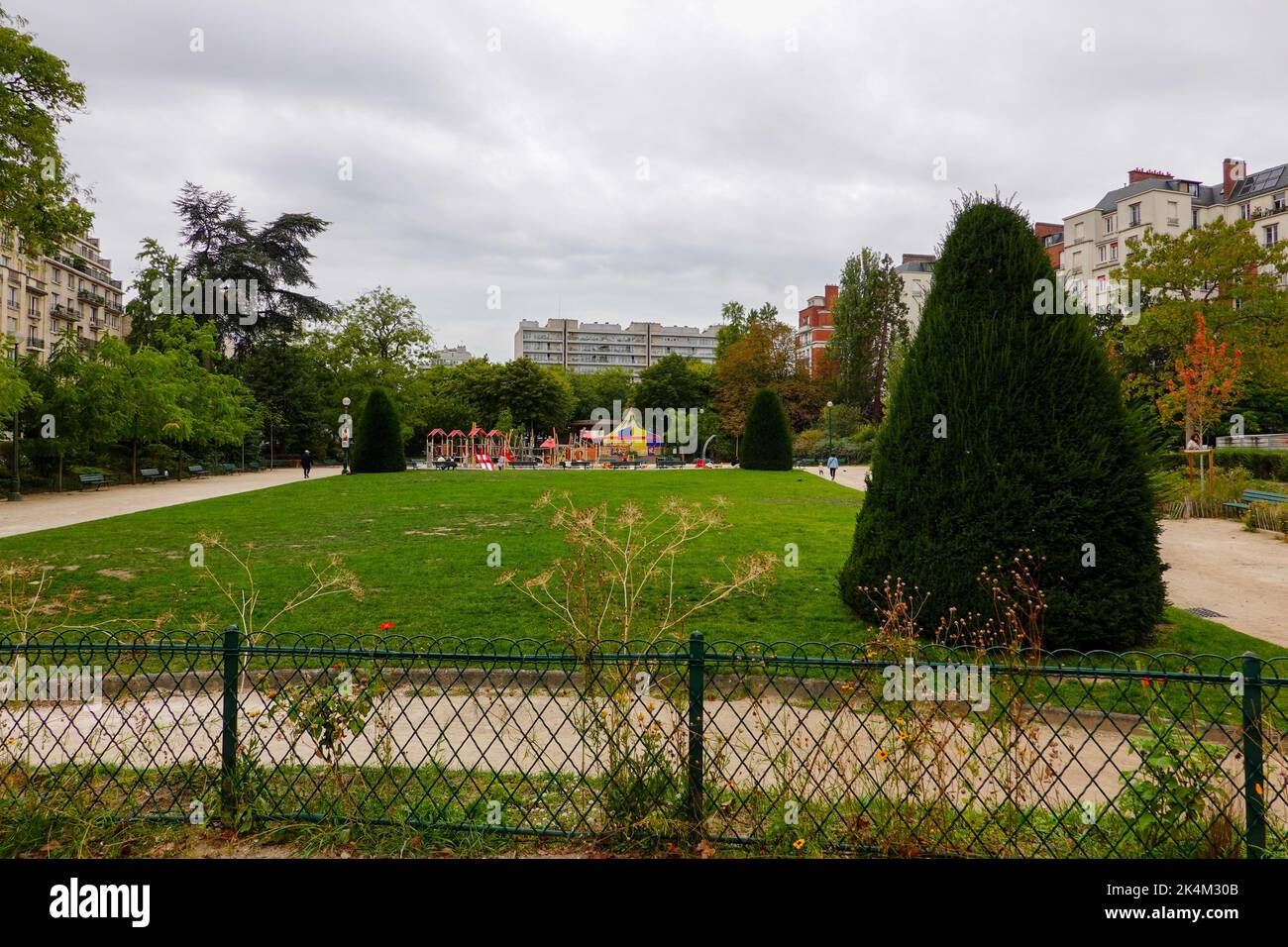 Square Sarah Bernhardt, urban square named after the actor, with circus ...