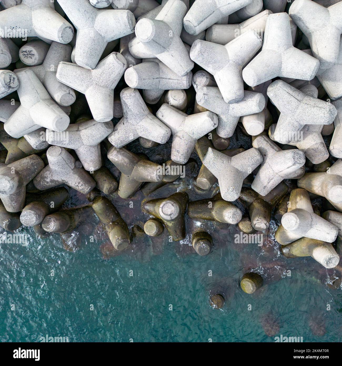 Shoreline breakwaters aerial hi-res stock photography and images - Alamy