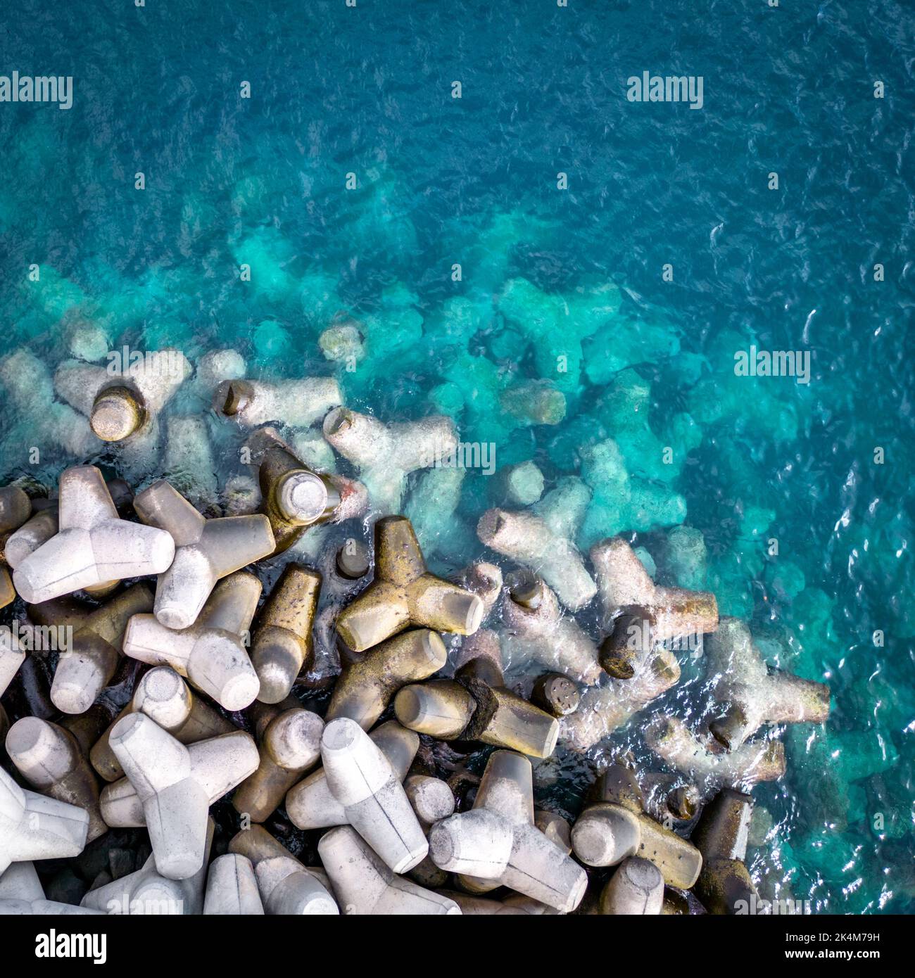 Shoreline breakwaters aerial hi-res stock photography and images - Alamy