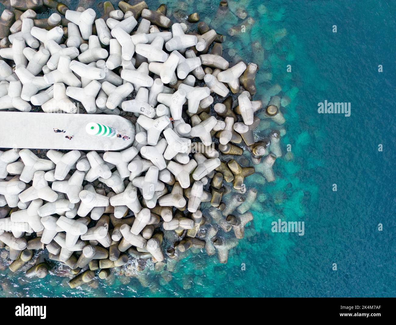 Shoreline breakwaters aerial hi-res stock photography and images - Alamy