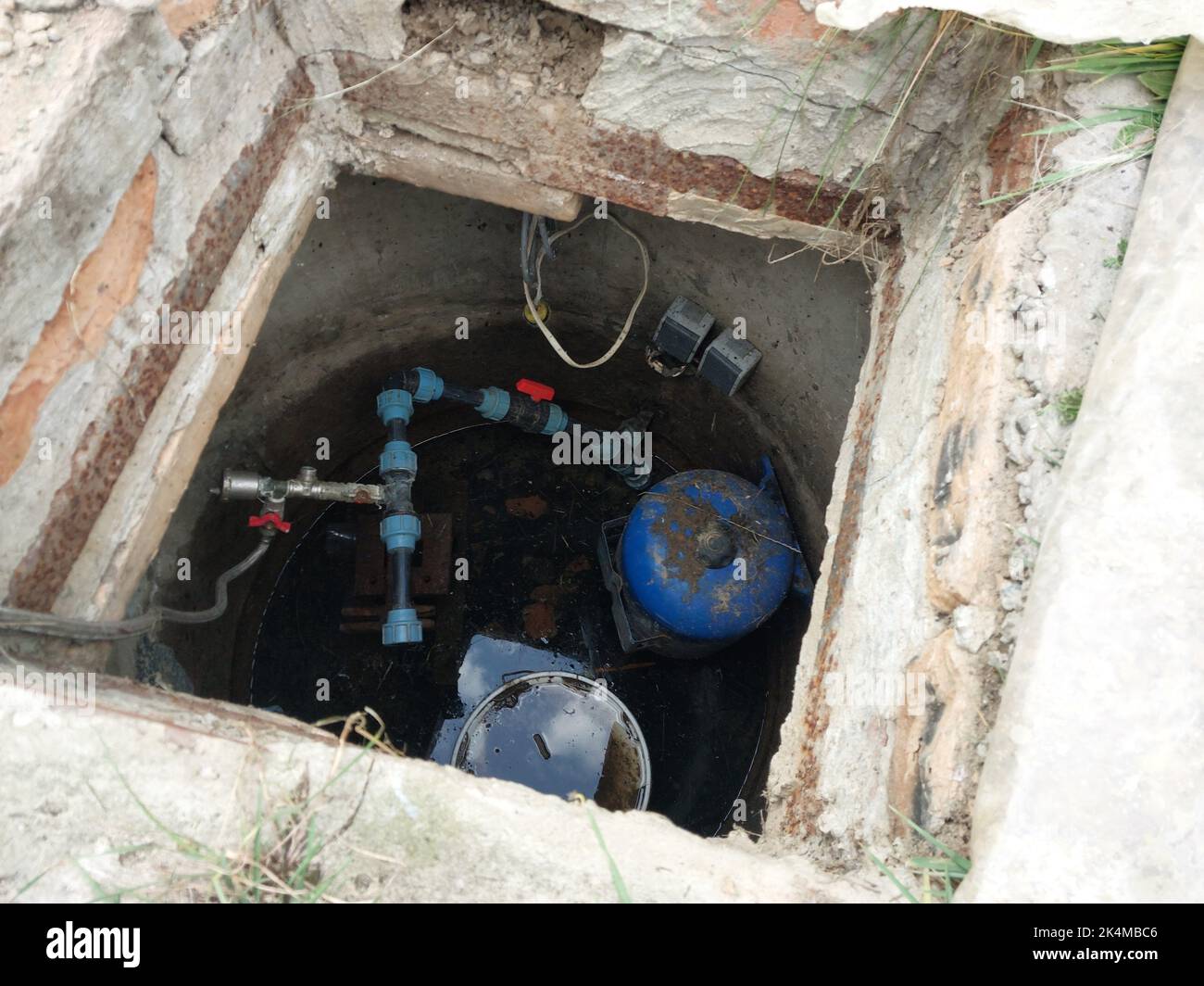 Drainage arrangement hi-res stock photography and images - Alamy