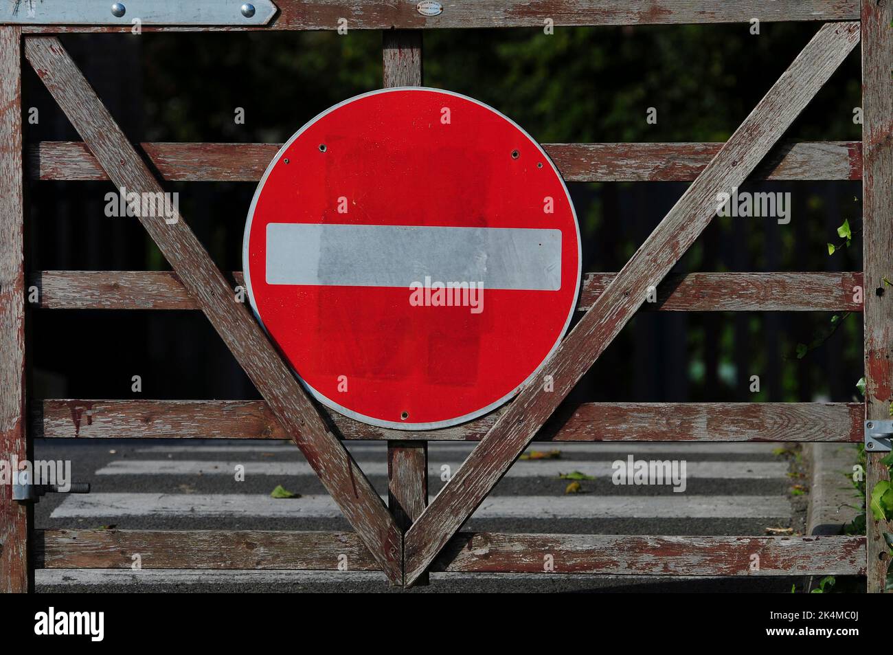 Red no entry sign on gate Stock Photo - Alamy