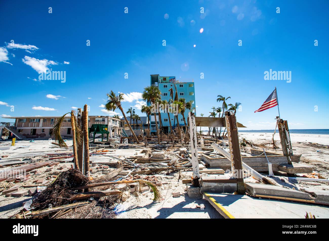 The American flag stands in the wake of Hurricane Ian, Forty Myers ...