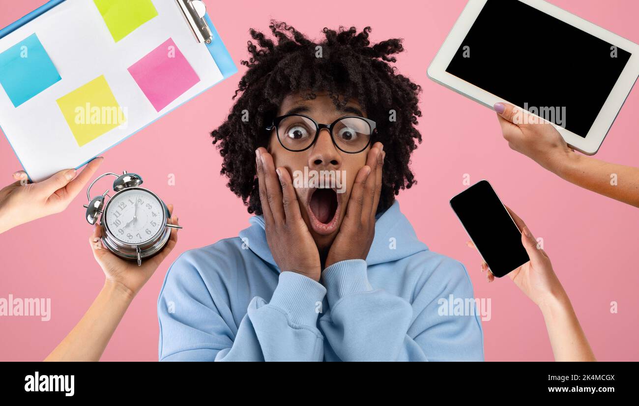 Black man organizing schedule hi-res stock photography and images - Alamy