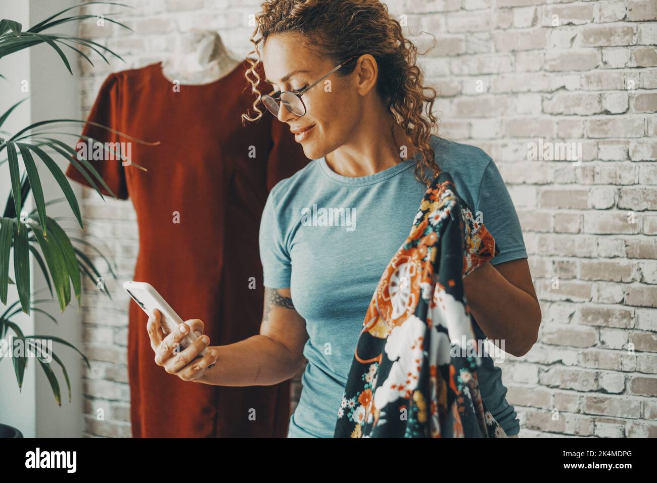 Modern and fashion hi-res stock photography and images - Alamy