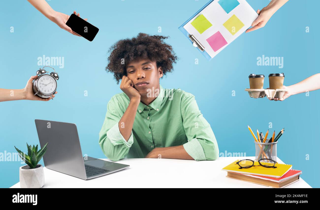 Black man organizing schedule hi-res stock photography and images - Alamy