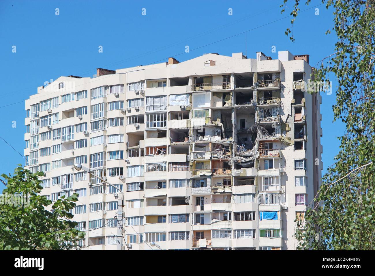 Dilapidated out building hi-res stock photography and images - Alamy