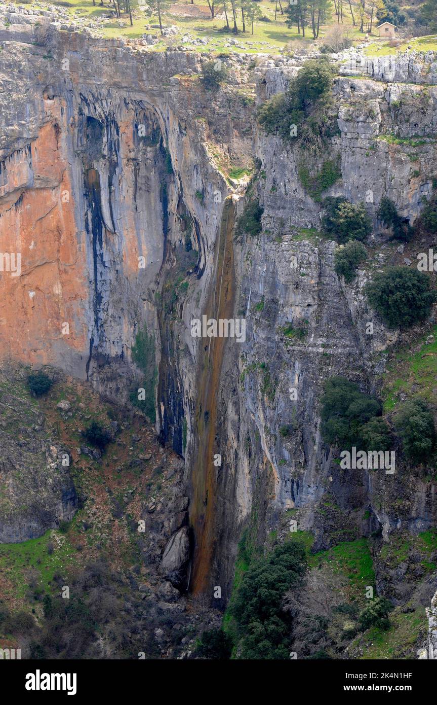 El chorro waterfall hi-res stock photography and images - Alamy