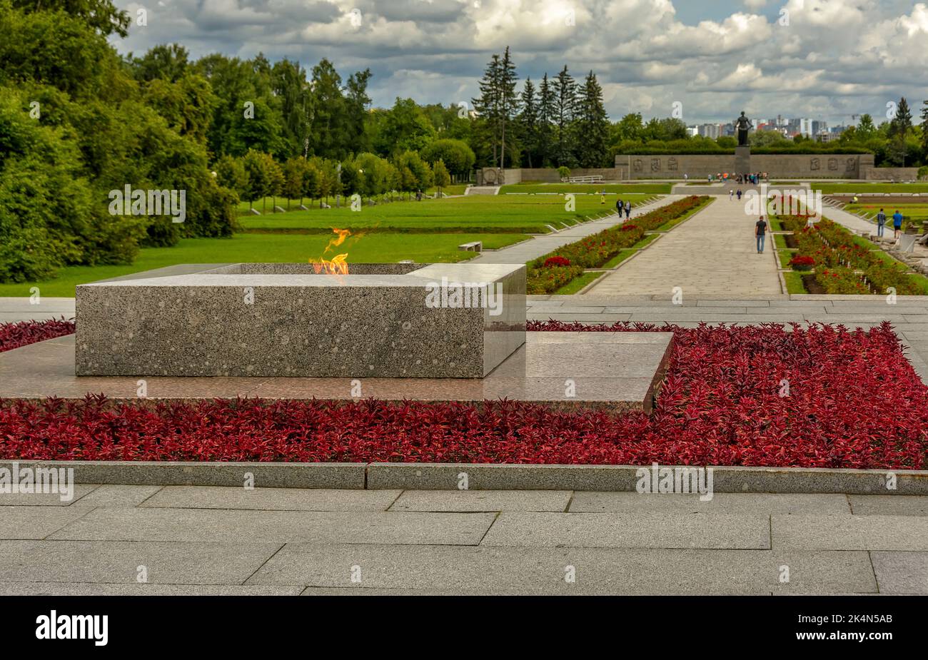 The Piskarevsky Memorial Cemetery is a mournful monument to the victims ...